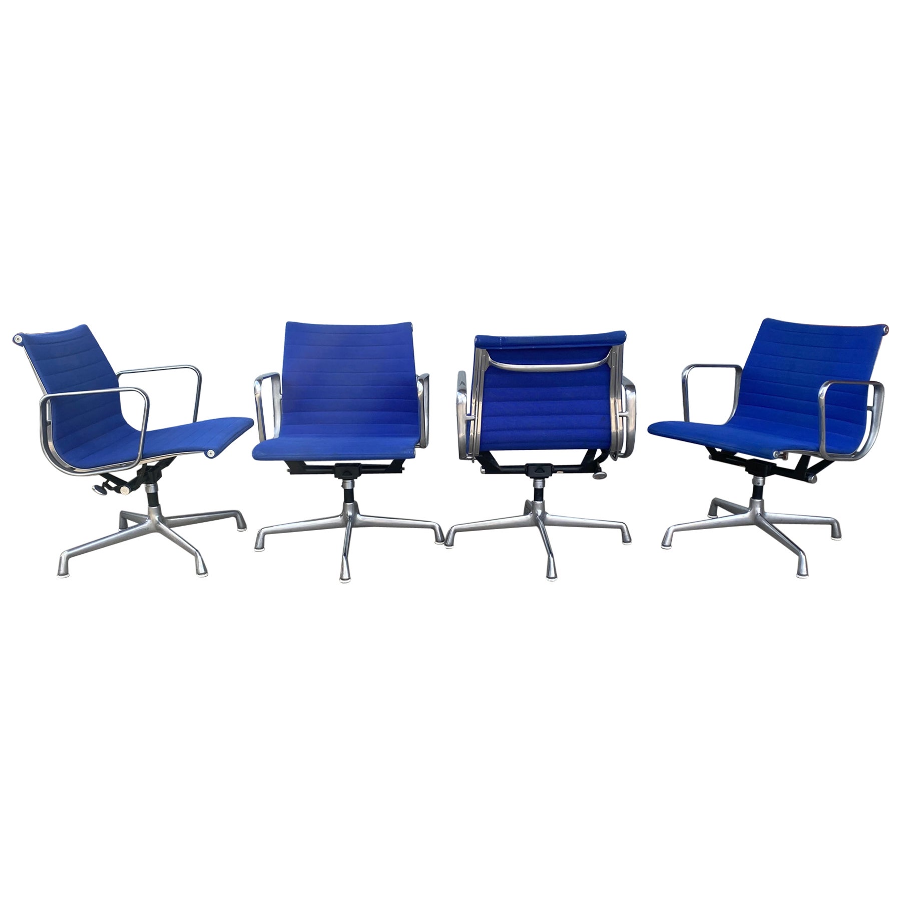 Eames Aluminum Group Desk/Conference Chair at 1stDibs