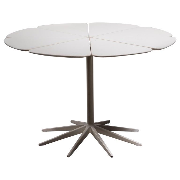 Richard Schultz Petal Dining Table in White for Knoll, USA, 1960s For ...
