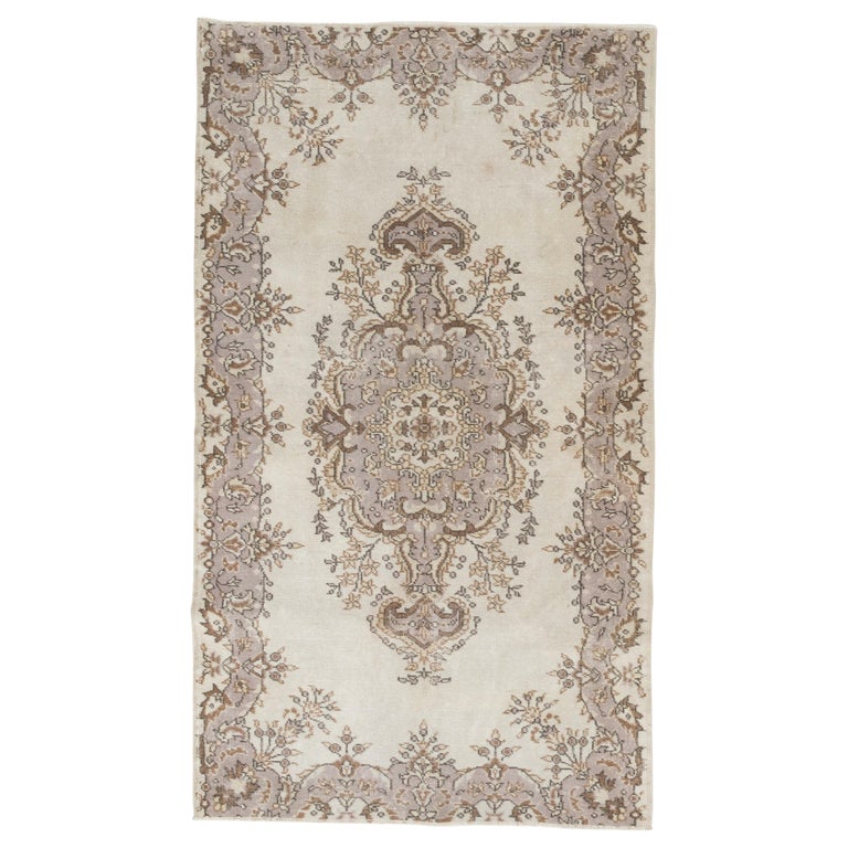Handmade Vintage Medallion Design Anatolian Wool Rug in Neutral Colors ...