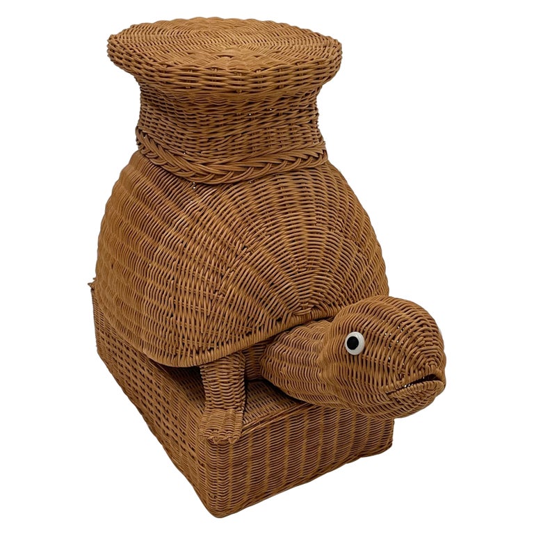 Adorable Vintage Wicker Turtle Shaped End Table For Sale at 1stDibs