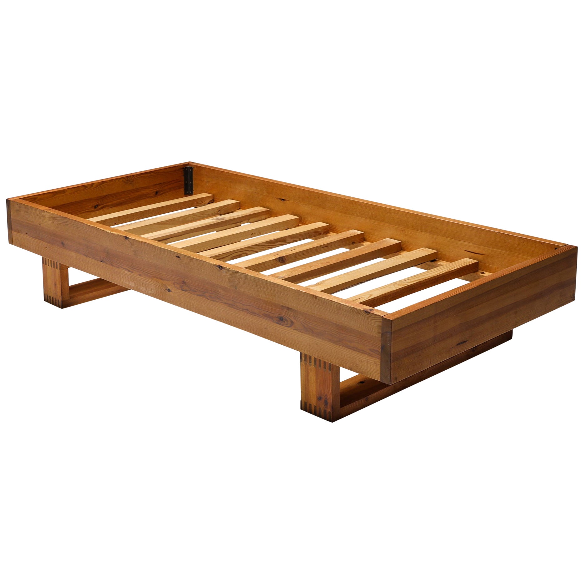 Mid-Century Modern Ate Van Apeldoorn Pine Daybed at 1stDibs