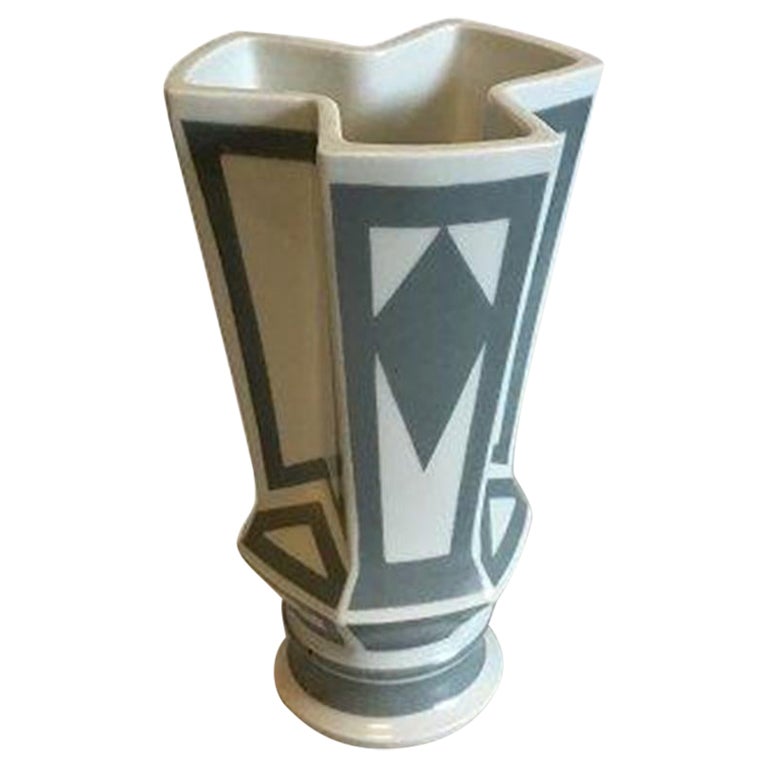 Bing and Grondahl Curved Vase by Lisa Enquist No 5818/1898 For Sale at ...