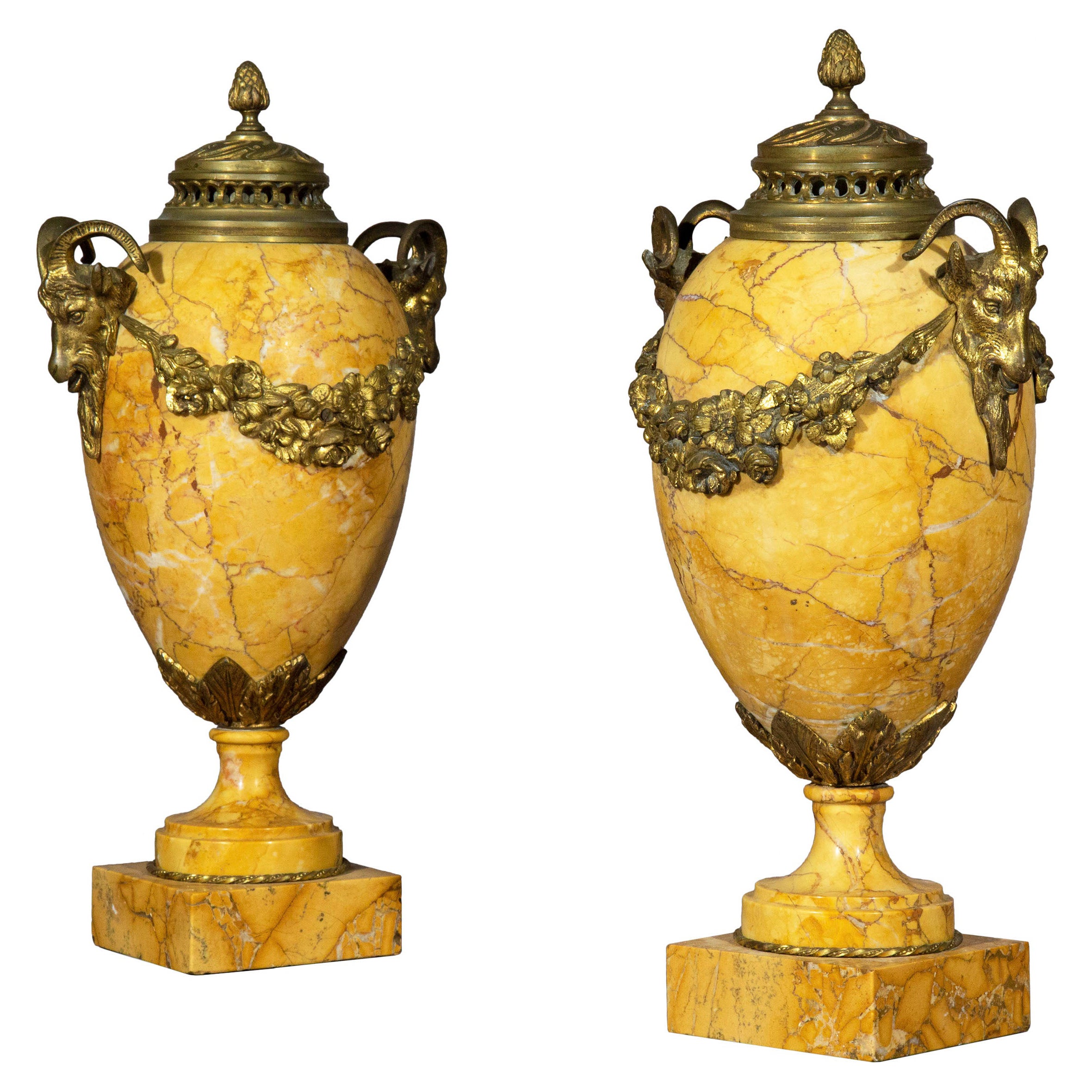 Regency Pair of Neoclassical Plaster Urns For Sale at 1stDibs