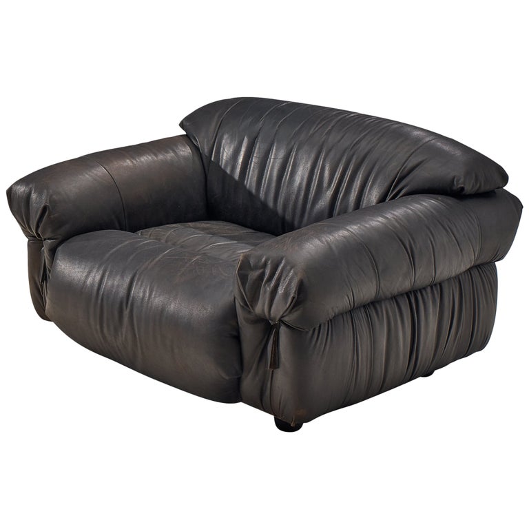 Grand Lounge Chair in Black Patinated Leather For Sale at 1stDibs