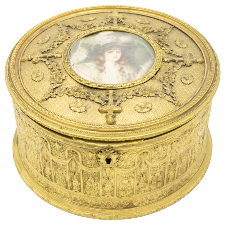 French Victorian Bronze Dore Box For Sale at 1stDibs