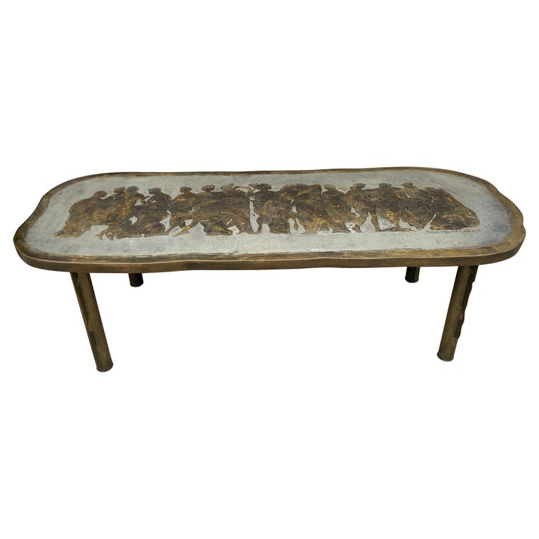 Table basse romaine en bronze LaVerne En vente sur 1stDibs