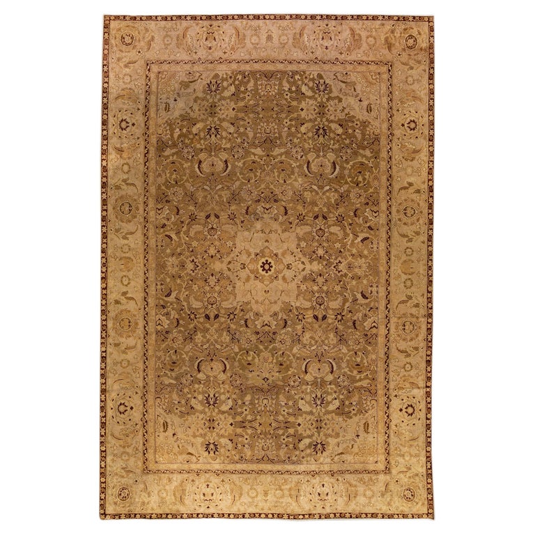 Antique Agra Tan Handmade Medallion Motif Wool Rug For Sale at 1stDibs