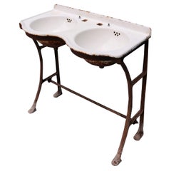 Antique Cast Iron Pedestal Corner Basin For Sale at 1stDibs