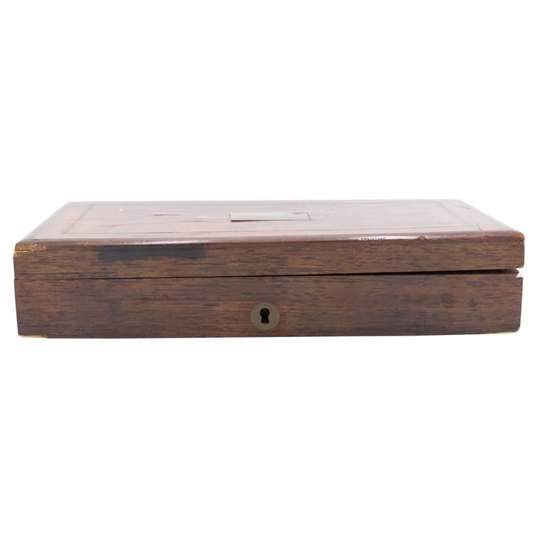 English Victorian Wooden Box For Sale at 1stDibs