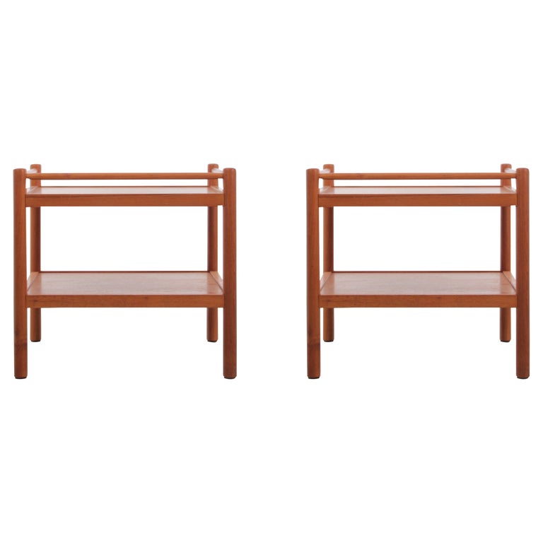 Mid-Century Modern Pair of Teak Side Tables at 1stDibs