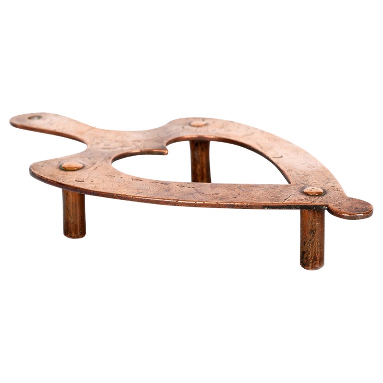 British Arts and Crafts Hand-Crafted Heart Shaped Copper Trivet For ...