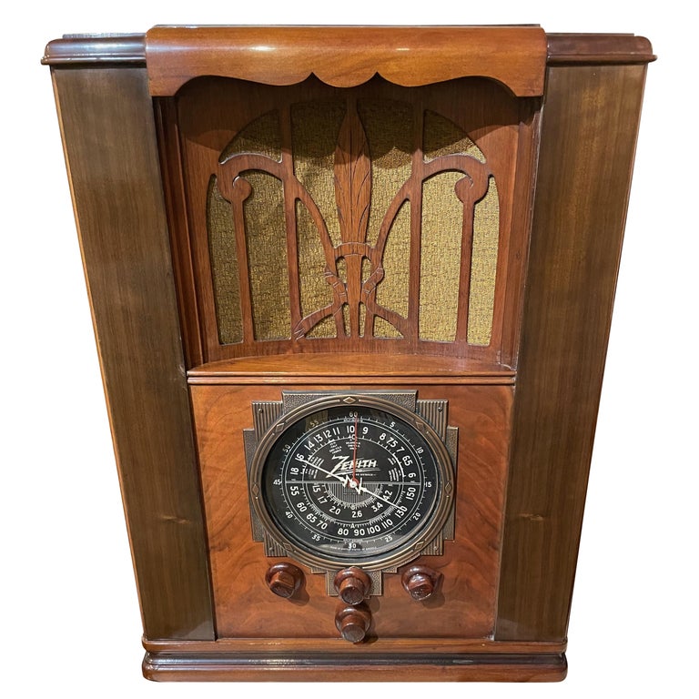 Radio Zenith 6S-78 Tombstone restaurée avec Bluetooth, 1936 En vente ...