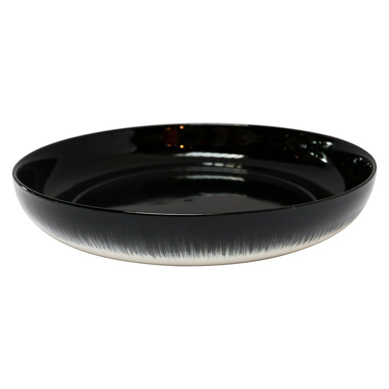 Ann Demeulemeester for Serax Dé Large High Plate / Bowl in off White ...