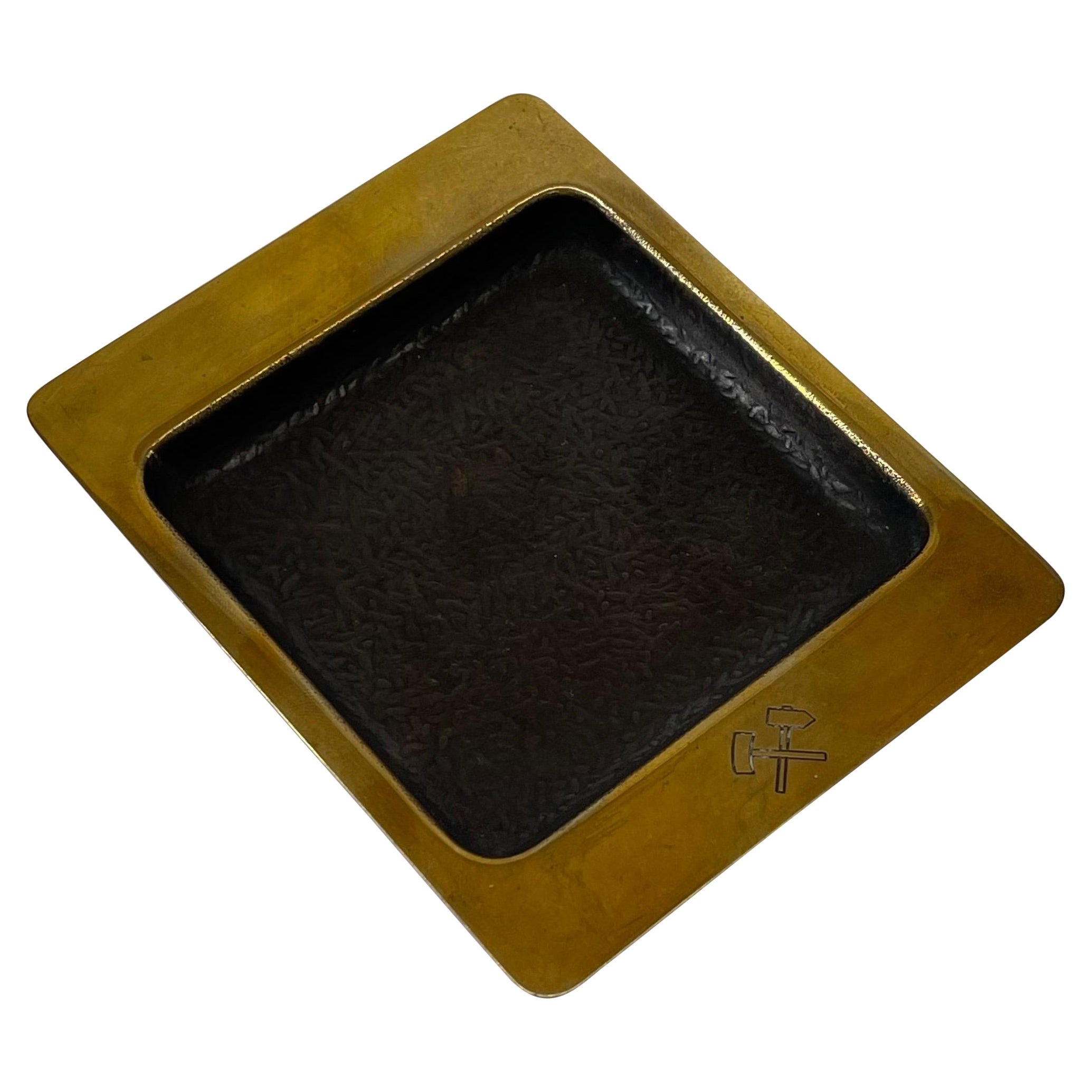 Antique and Vintage Ashtrays - 1,414 For Sale at 1stDibs