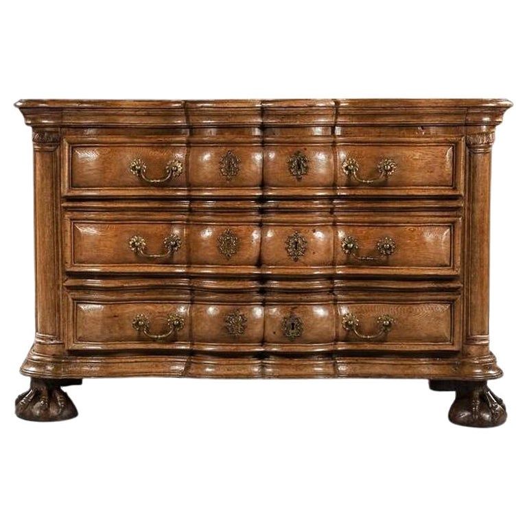 Rare Early 18th Century Franco-Flemish Oak Serpentine Fronted Commode ...