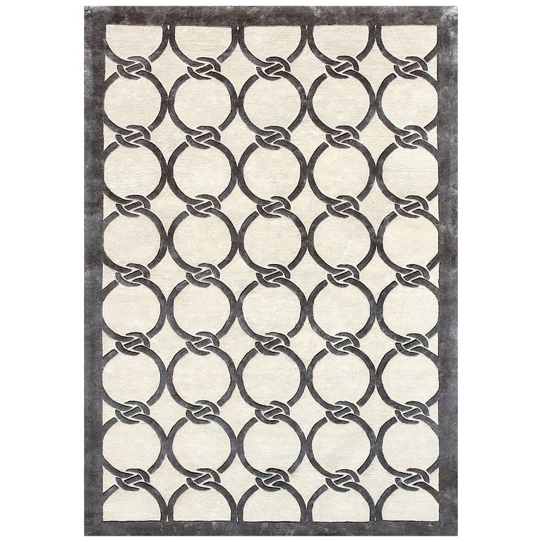 RADIAL Hand Tufted Modern Geometric Silk Rug in Ivory Colour By Hands ...