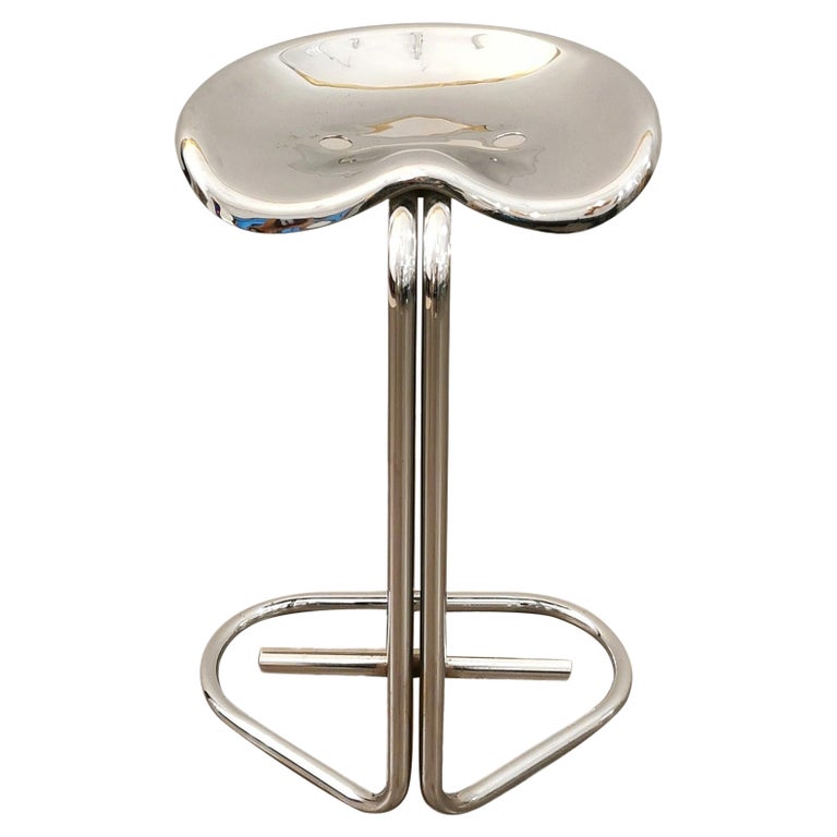 Mid-Century Hocker aus verchromtem Metall von Rodney Kinsman für Bieffeplast Italien 1970er ...