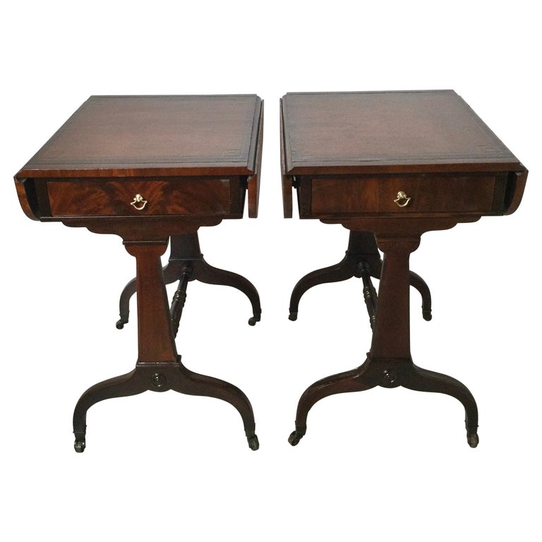 Pair of Mahogany Drop Leaf Side Tables For Sale at 1stDibs