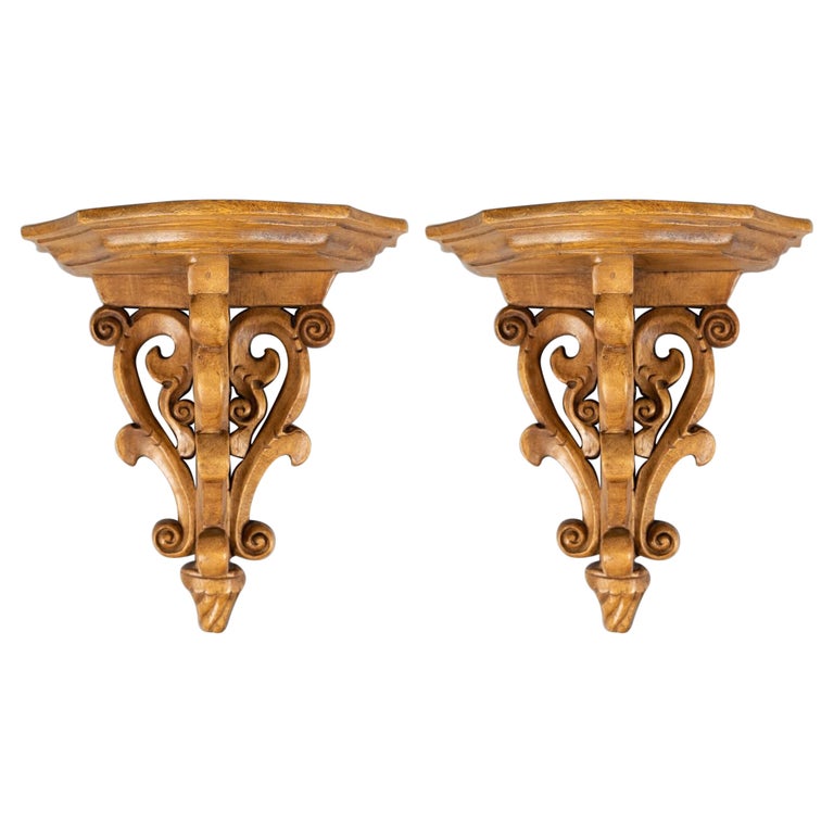 Pair of Large Italian Carved Oak Wall Brackets Shelves For Sale at 1stDibs