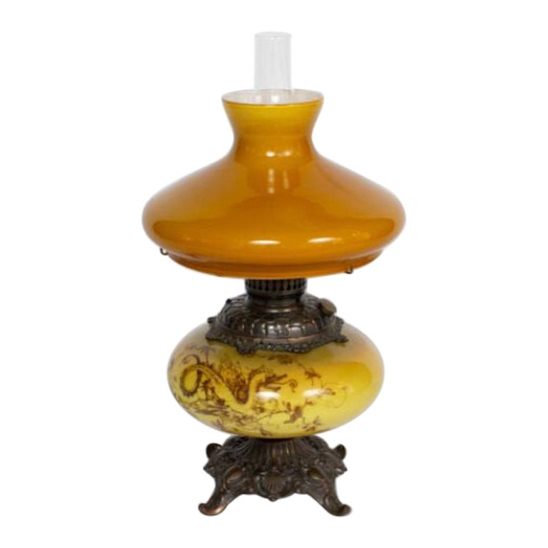 Amber Glass Electrified Gone with The Wind Lamp For Sale at 1stDibs
