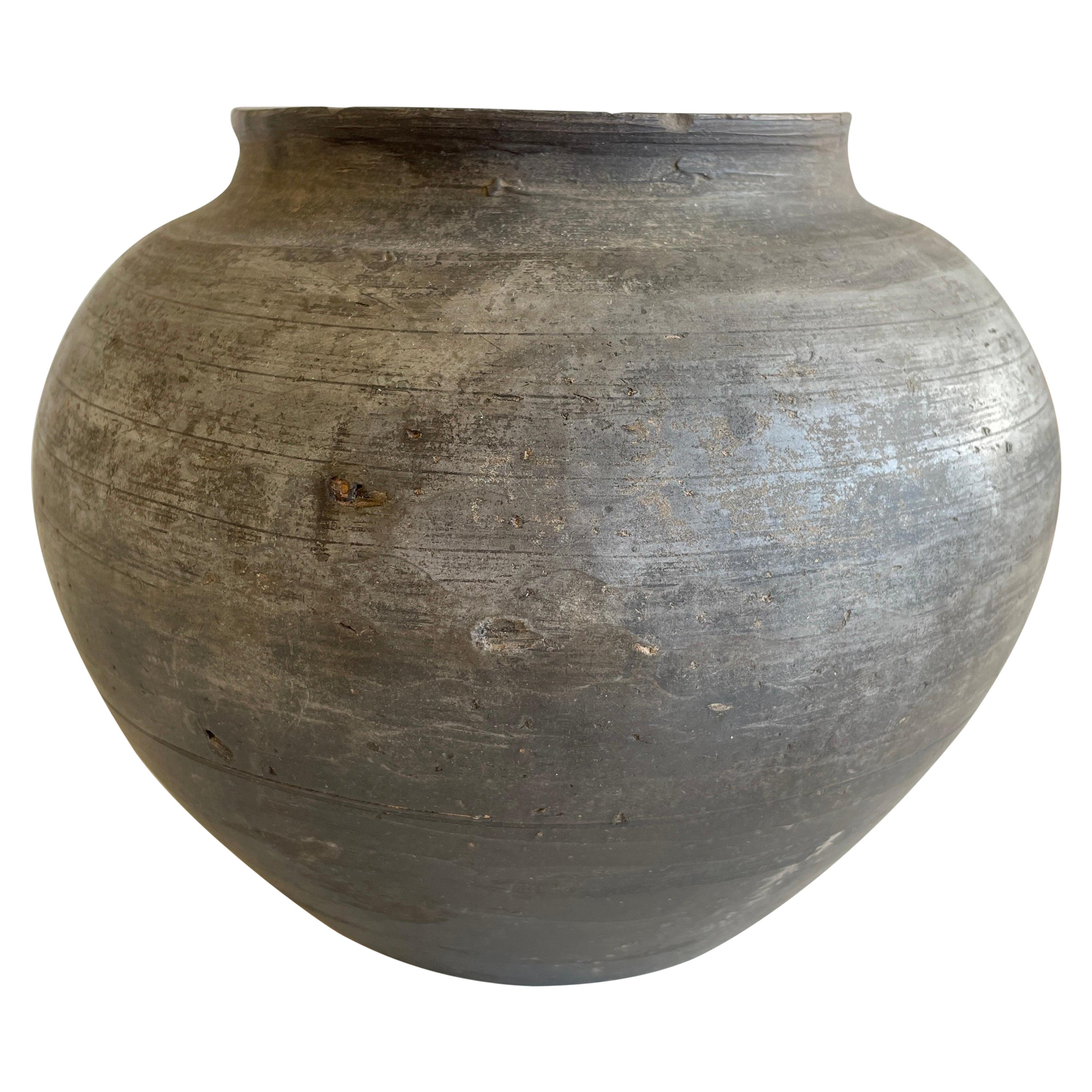 Vintage Matte Oil Pottery Decorative Pot at 1stDibs