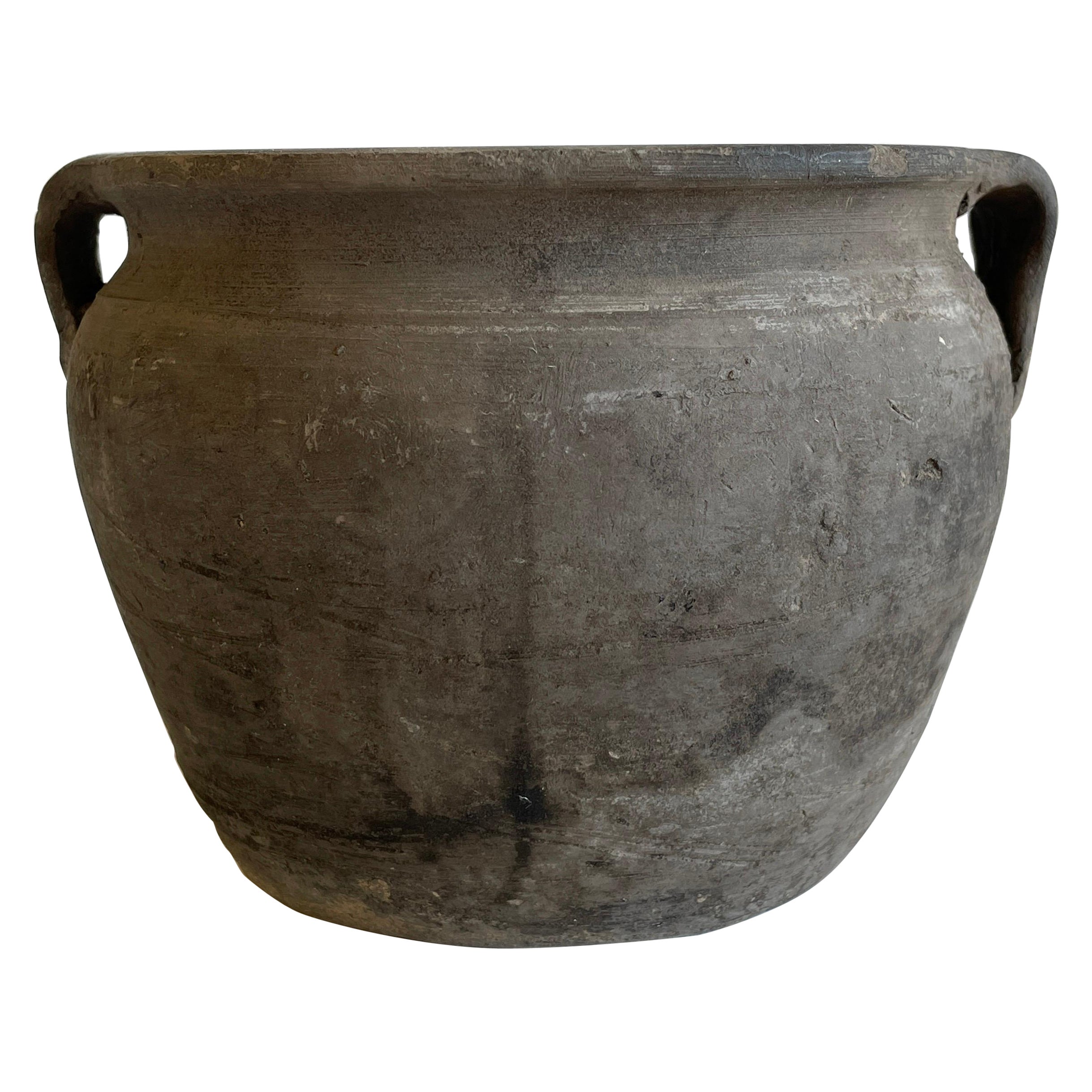 Vintage Matte Oil Pottery Decorative Pot For Sale at 1stDibs
