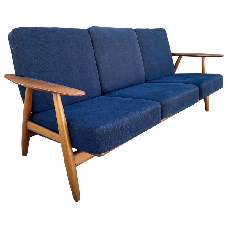 Hans Wegner GE-240 GETAMA Sofa at 1stDibs