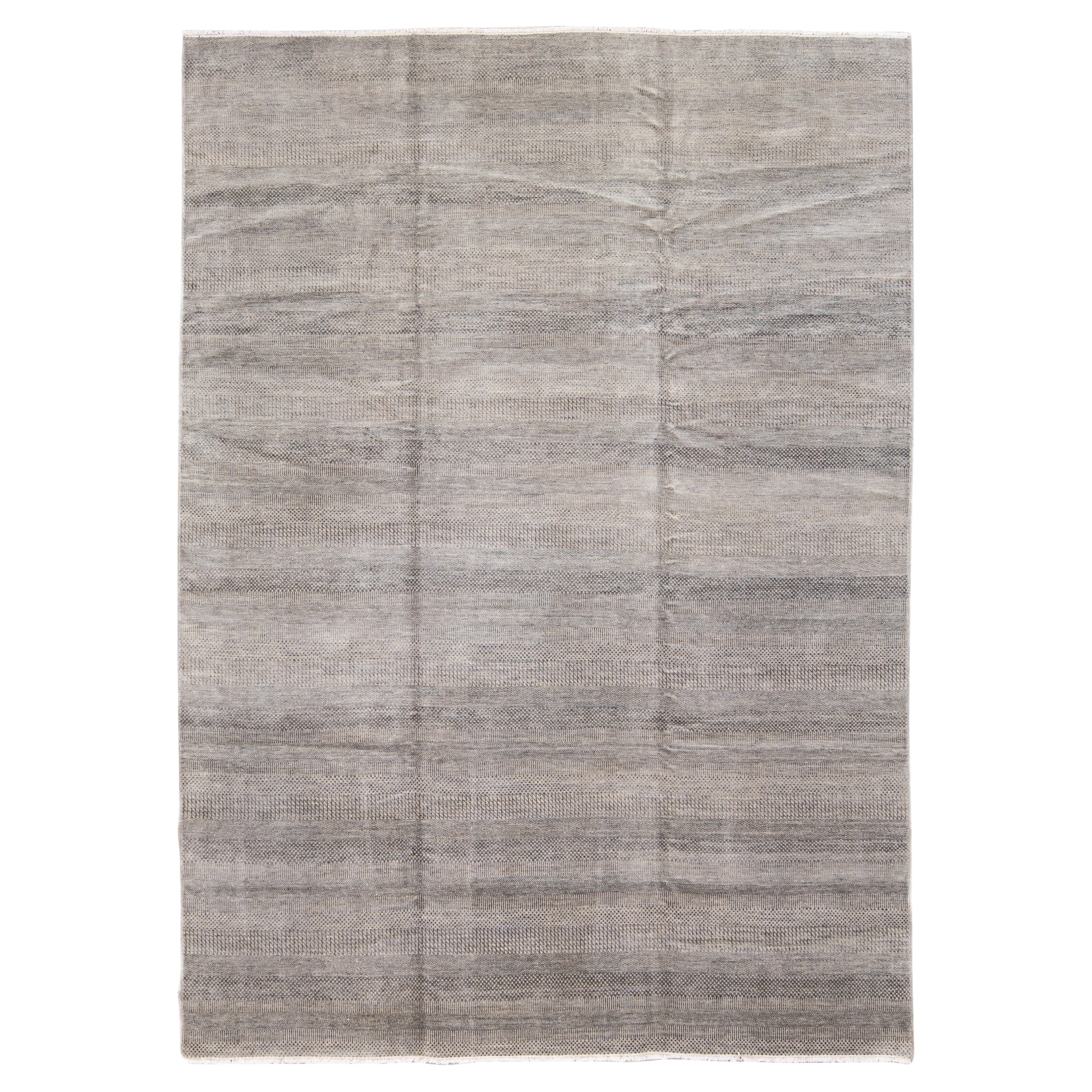 Modern Savannah Handmade Geometric Pattern Gray Wool Rug For Sale at ...