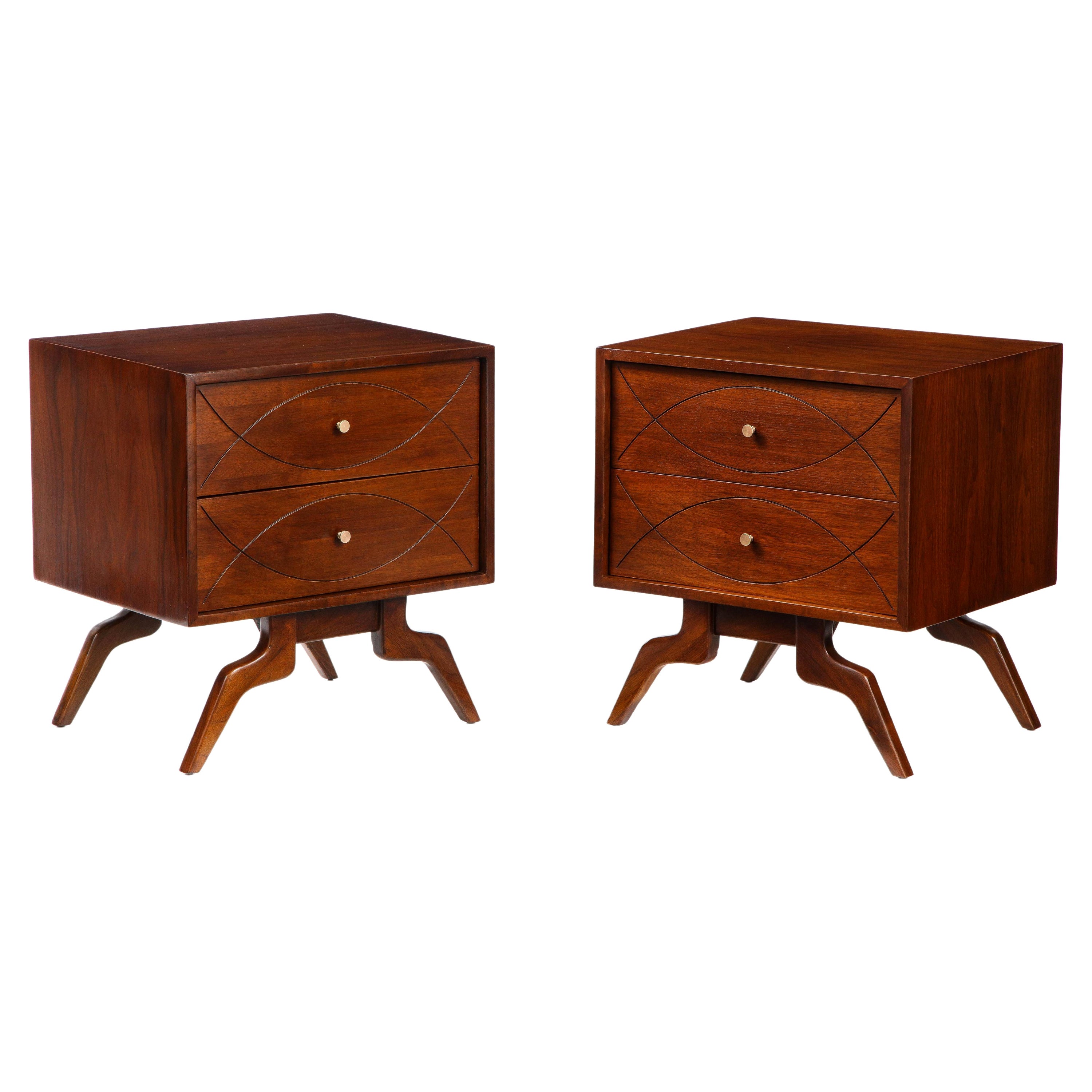 Mid-Century Modern Chrome Steel Pedestal/Stands at 1stDibs