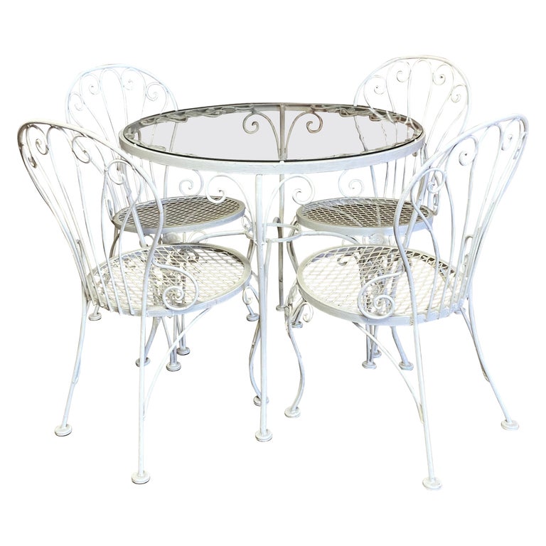 Woodard Scroll and Floral Table and Chairs For Sale at 1stDibs