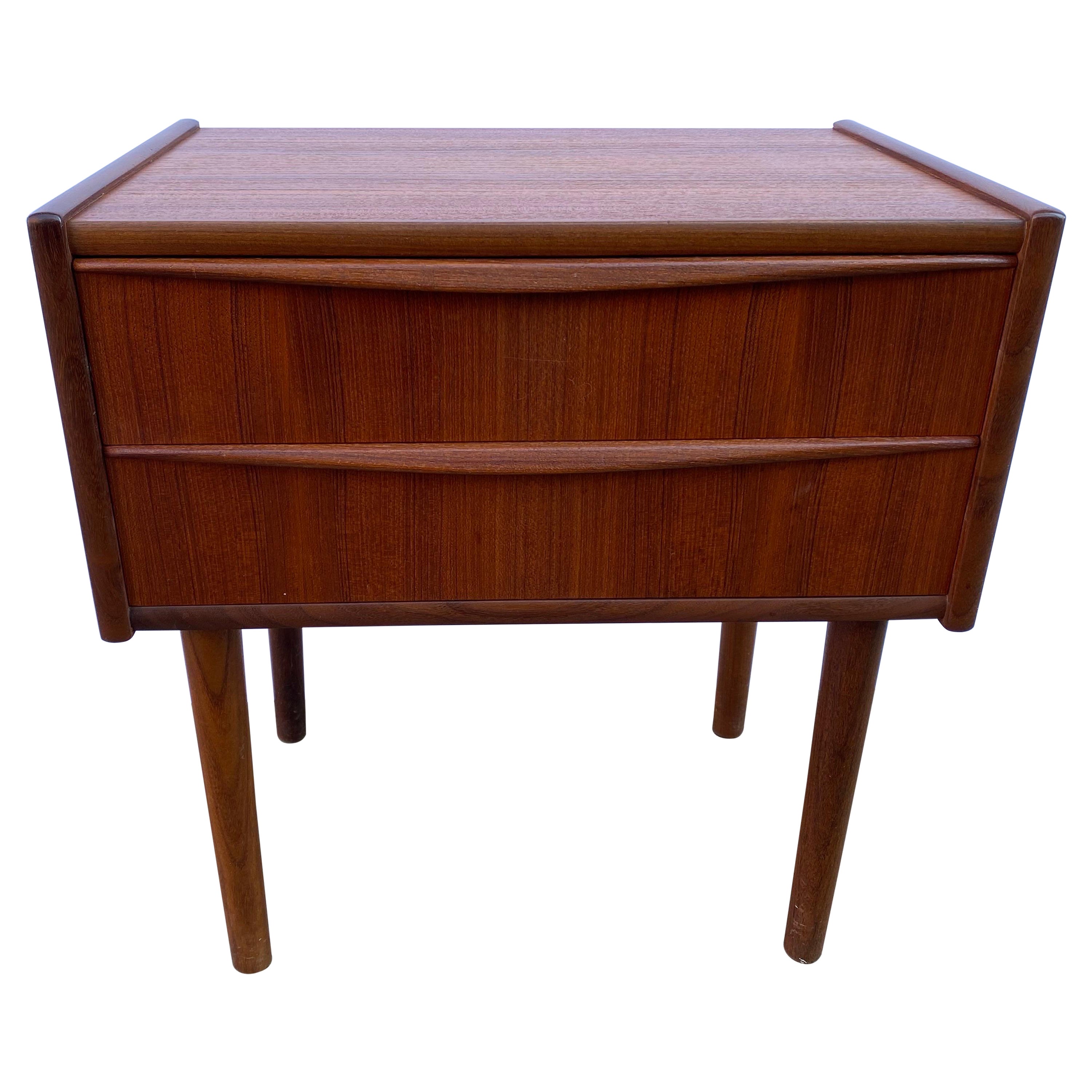 Danish Modern Teak Nightstands by Dyrlund, Pair at 1stDibs