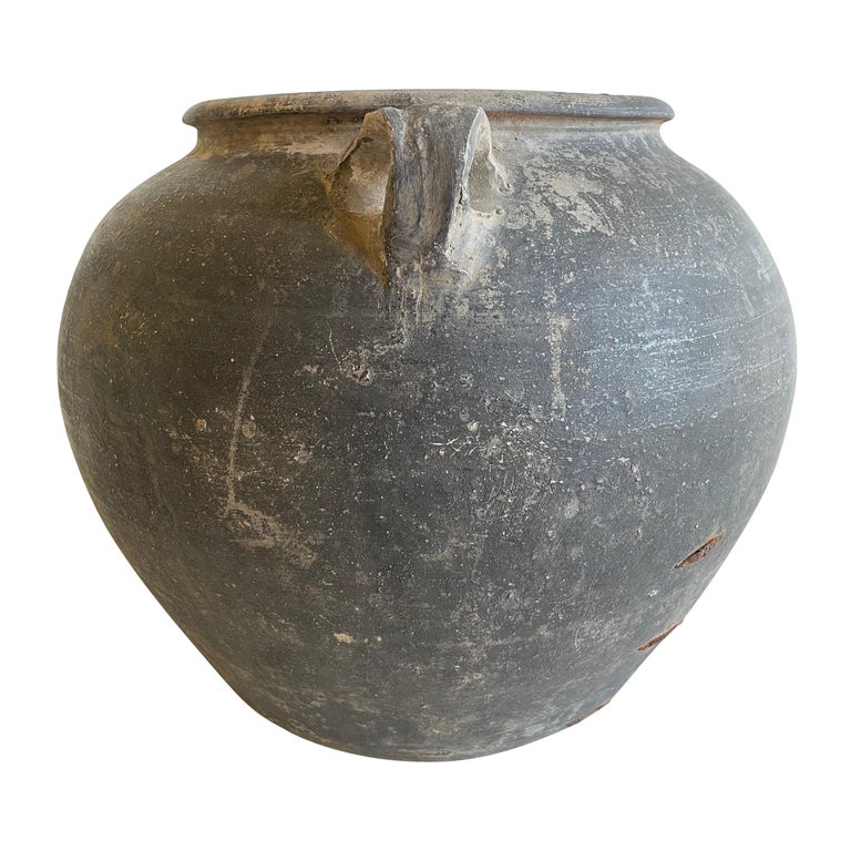 Vintage Matte Clay Oil Pot For Sale at 1stDibs