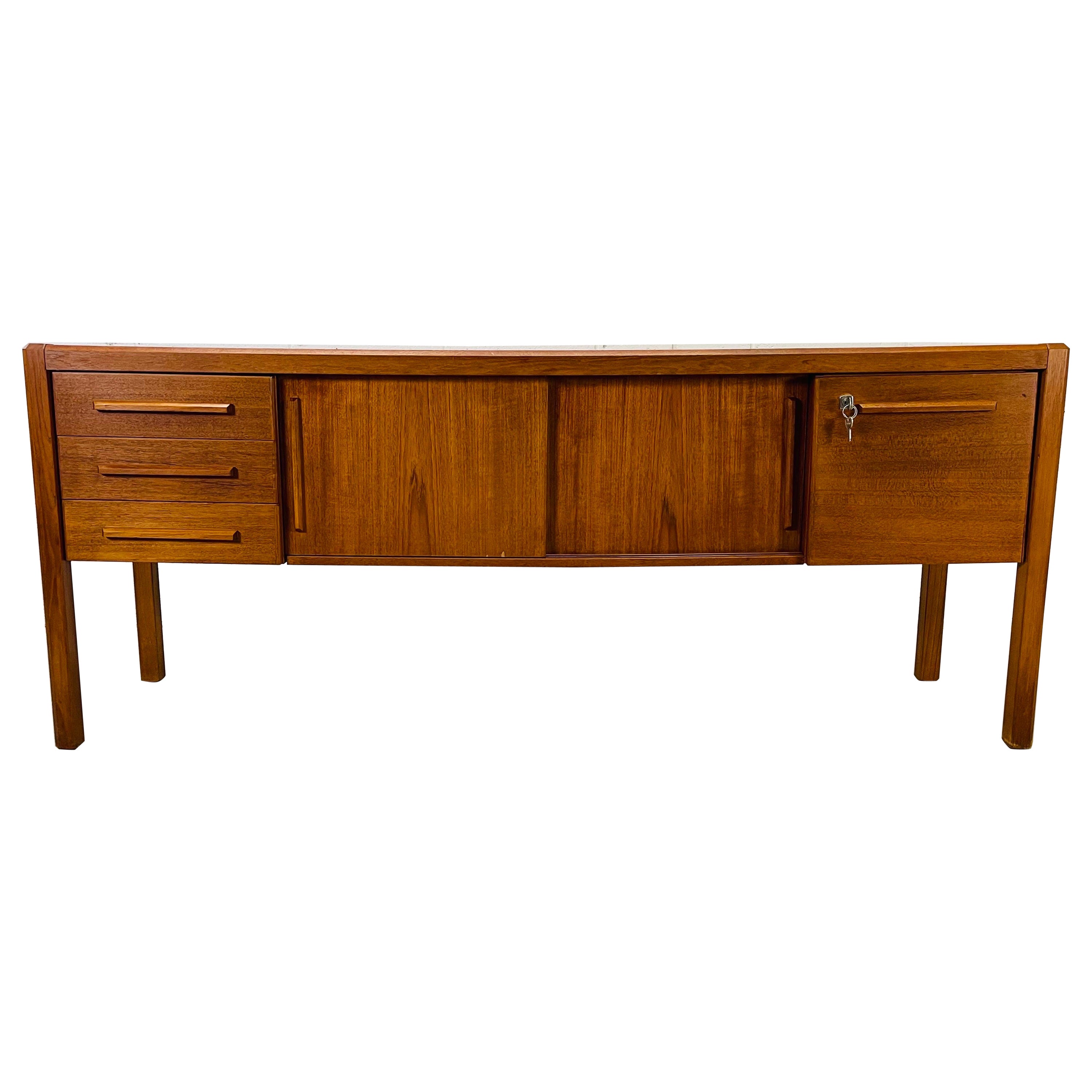 9.5 ft Modern Deco Bernhardt Office Credenza at 1stDibs