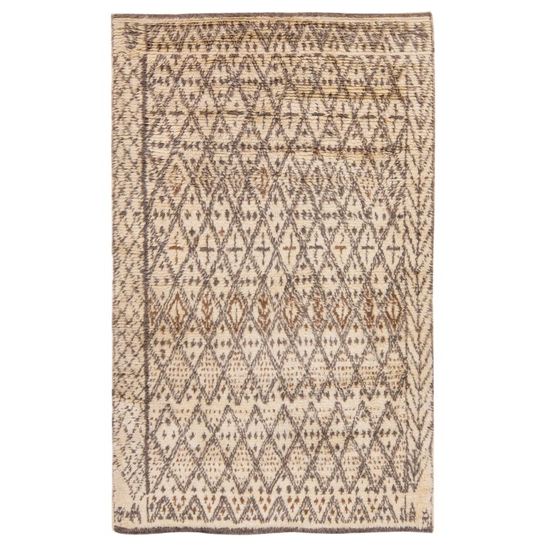Modern Moroccan Style Handmade Geometric Beige Wool Rug For Sale at 1stDibs