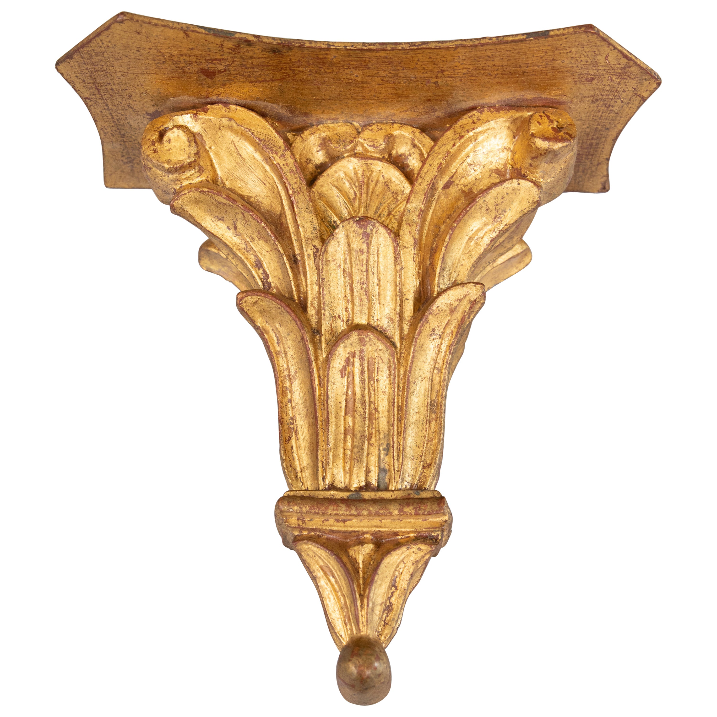 Carved and Giltwood Finished Wall Brackets For Sale at 1stDibs