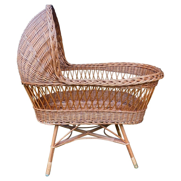 Vintage Hand-Woven Wicker Baby Crib, Cradle, ca. 1960s For Sale at 1stDibs