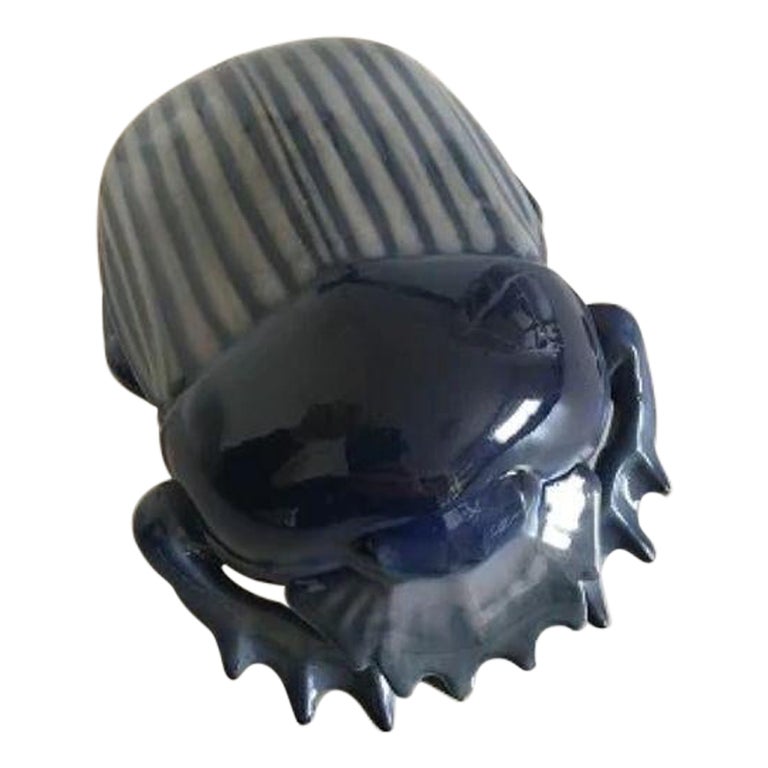 Royal Copenhagen Scarab Shaped Lidded Dish No 31/16 For Sale at 1stDibs