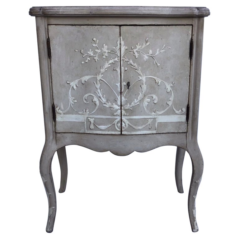 Patina Furniture Co. Italian Style Side Table For Sale at 1stDibs