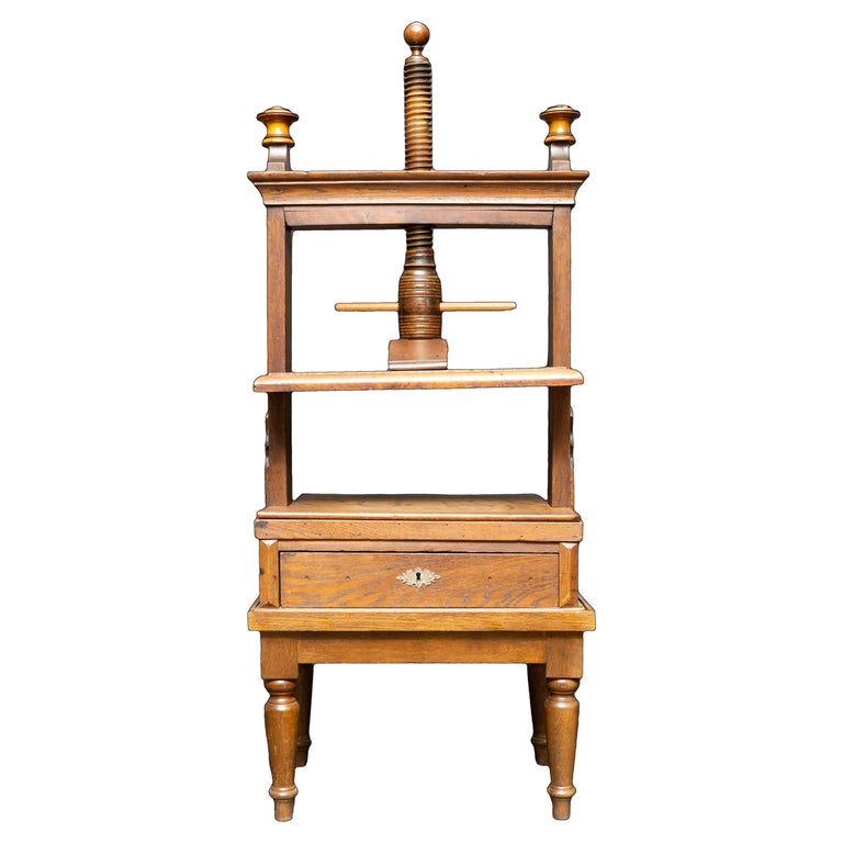 19th Century Oak Book Press For Sale at 1stDibs