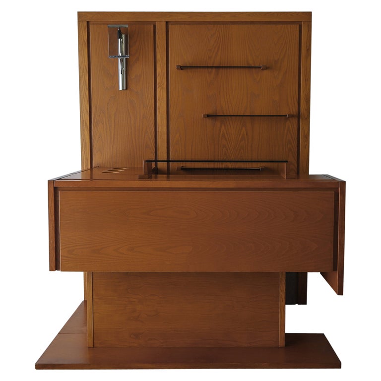 Vintage Bespoke Oak Bar with Wall Unit For Sale at 1stDibs