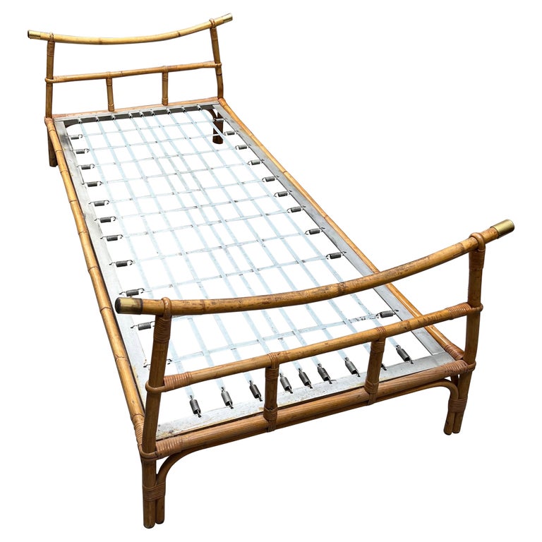 Japanese Style Daybed in Bamboo at 1stDibs