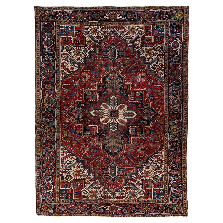 Red Antique Persian Heriz Handmade Wool Rug with Medallion Motif For ...