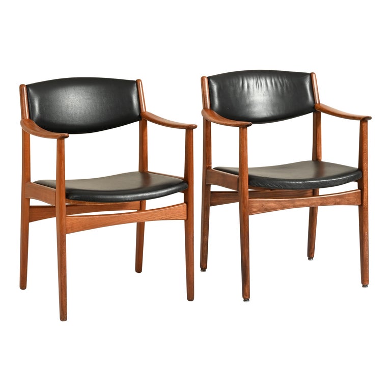Pair of Danish Teak Chairs For Sale at 1stDibs