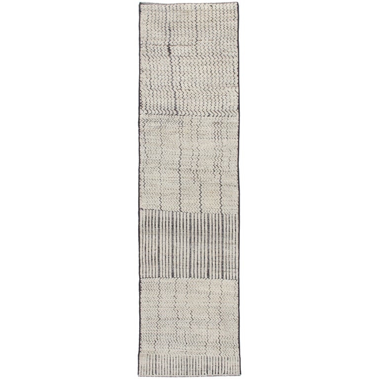 Modern Minimalist Textured Undyed Wool Rug Runner For Sale at 1stDibs