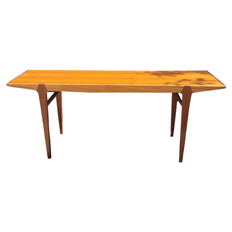 Guimauve Console Designed by Laura Gonzalez For Sale at 1stDibs