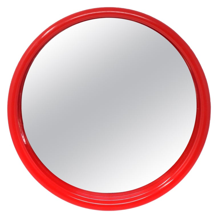 Vintage Red Round