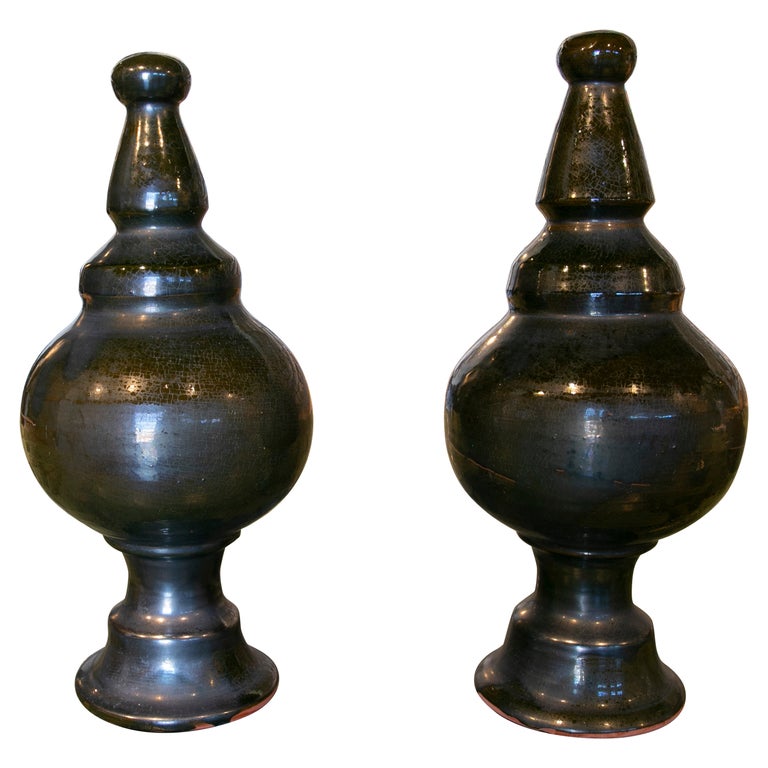 Spanish Pair of Black Glazed Ceramic Finials For Sale at 1stDibs