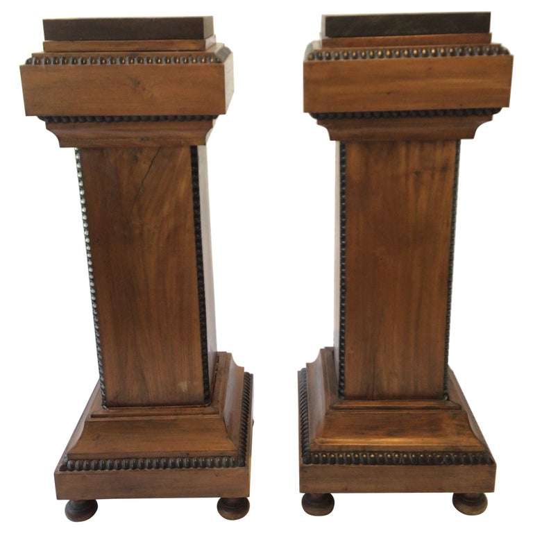 Pair of Classical Wood Pedestals For Sale at 1stDibs