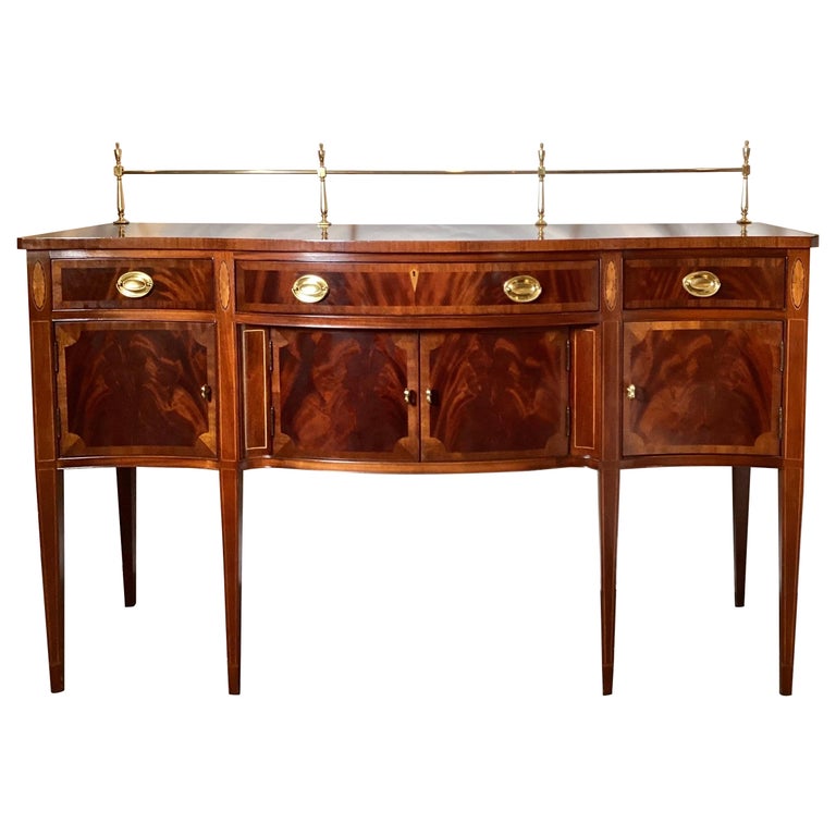 Amerikanisches Sideboard aus Mahagoni und Seidenholz von Hickory Chair ...