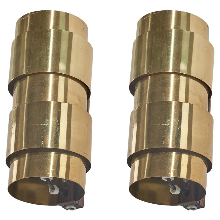 Hans-Agne Jakobsson, Sconces, V-155 Model, Brass, Teak, Sweden, C. 1960s For Sale at 1stDibs